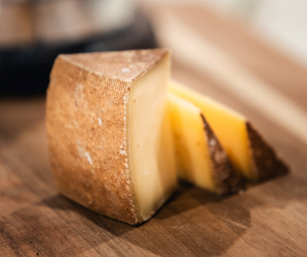 Top cheese crowned near Shepton Mallet at British & Irish Cheese Awards ...