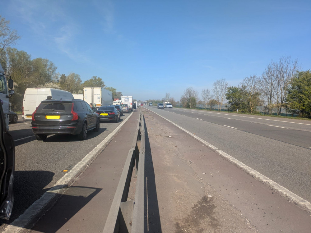 Man dies in M40 crash in South Warwickshire - police appeal for ...