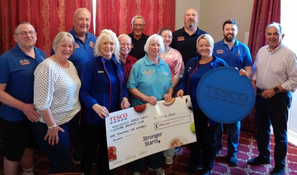 Supermarket shoppers help support Macclesfield veterans club | Local ...