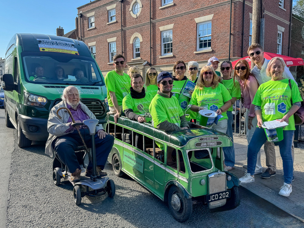 Brothers arrive in Nantwich on 1940s fairground bus in 1,000-mile ...