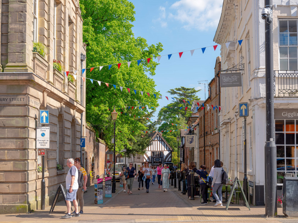 Town council launches vision for Warwick to improve town centre | Local ...