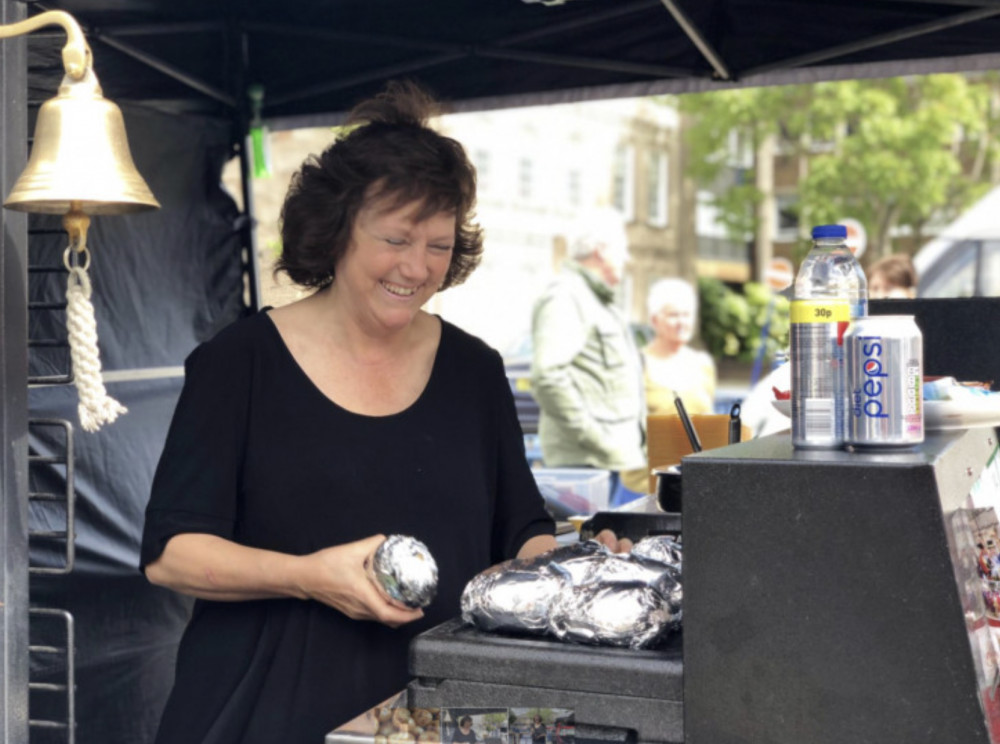 Viral potato seller Spud Man shows support for Warwick's potato lady ...