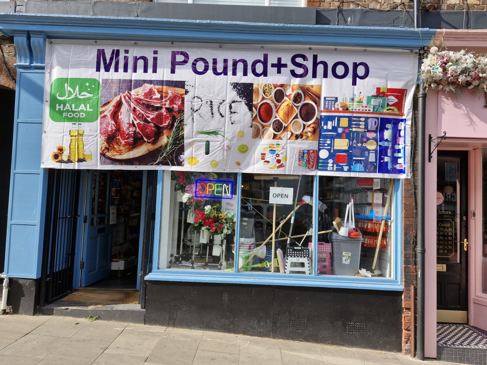 'One-stop shop' convenience store opens in Macclesfield town centre ...