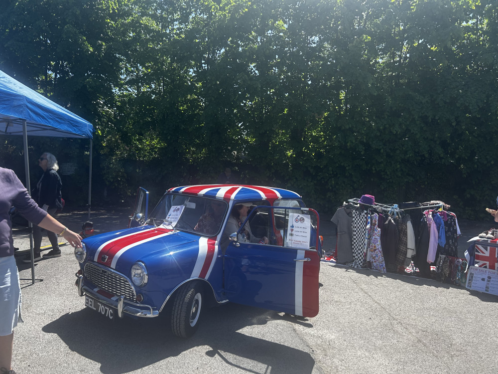 IN PICTURES: Hundreds gather in Surbiton for Mini Day 2025 | Local News ...