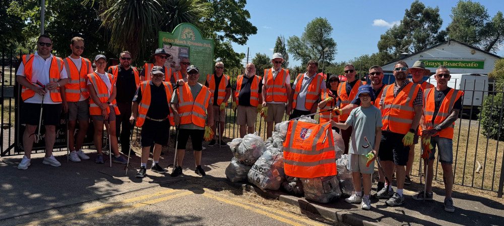Pick-up teams were on the job to highlight borough's community spirit ...