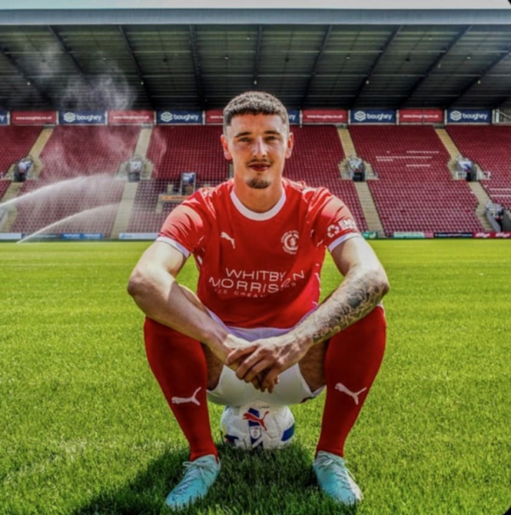 Crewe Alexandra complete signing of Irish Premier Division full-back ...