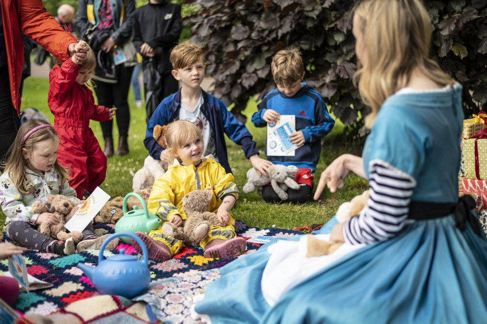 Alice in Wonderland opens at Grosvenor Park Open Air Theatre | Local ...