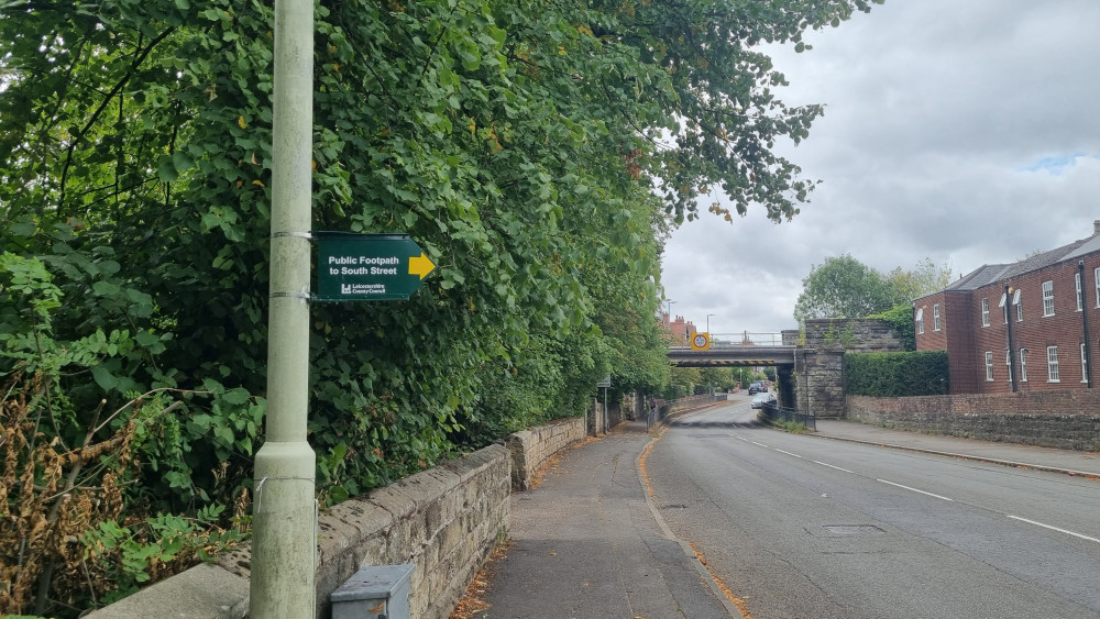 New sign for Ashby footpath points in wrong direction | Local News ...