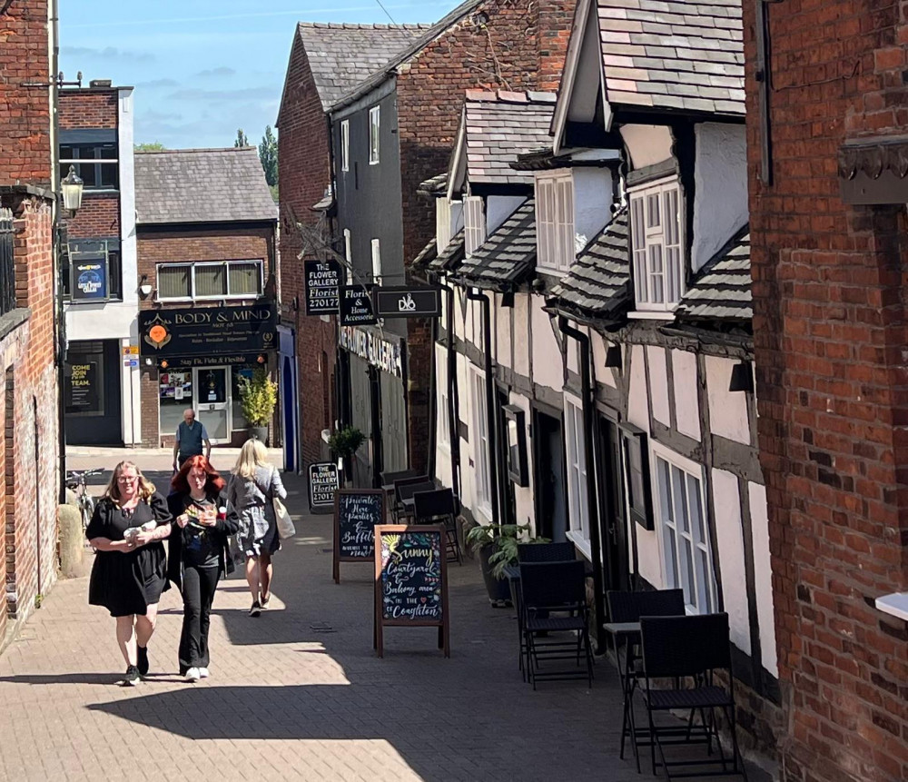 'Iconic' Congleton cocktail bar taken over by award-winning company ...