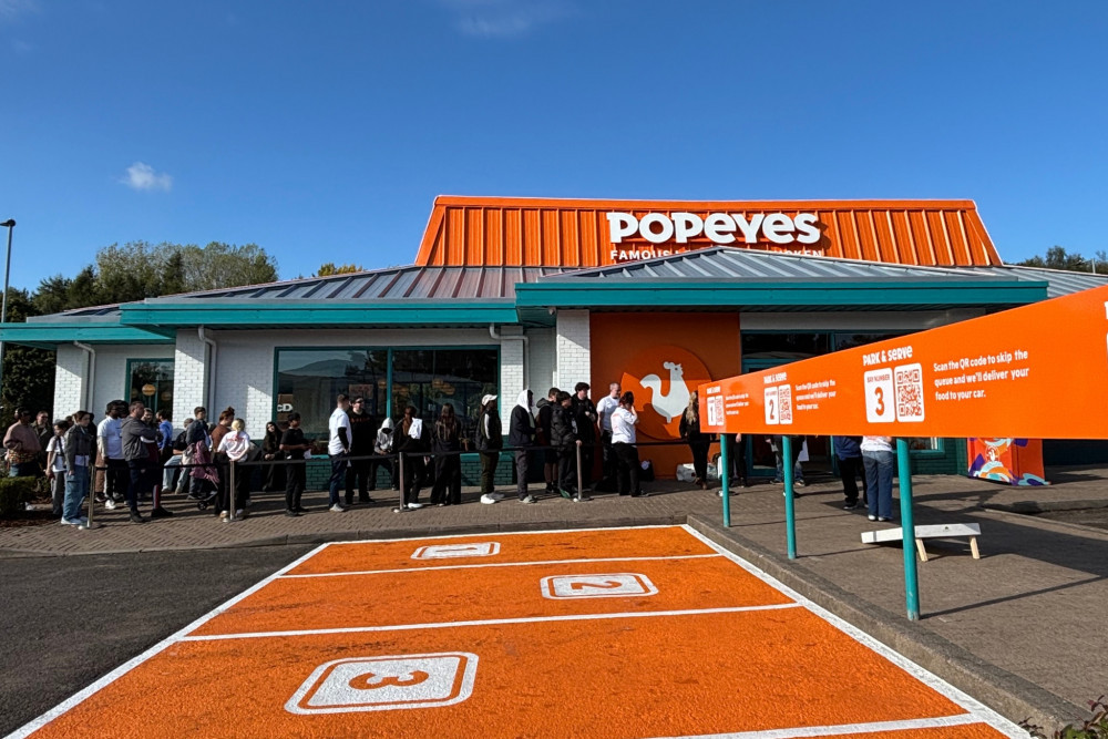 Jobs available in Stoke right now: Popeyes, Pets at Home, Keele ...